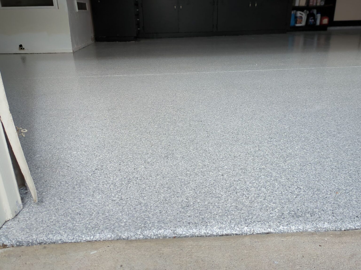 Flake Floor Coatings in Irvine, CA | FREE QUOTE